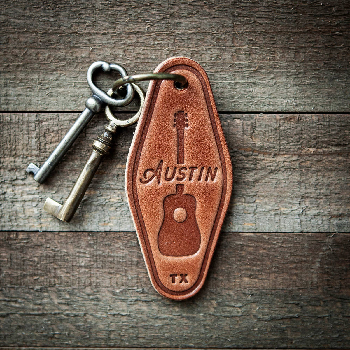 Austin Texas Guitar Leather Keychain Motel Style – Letterpress PLAY